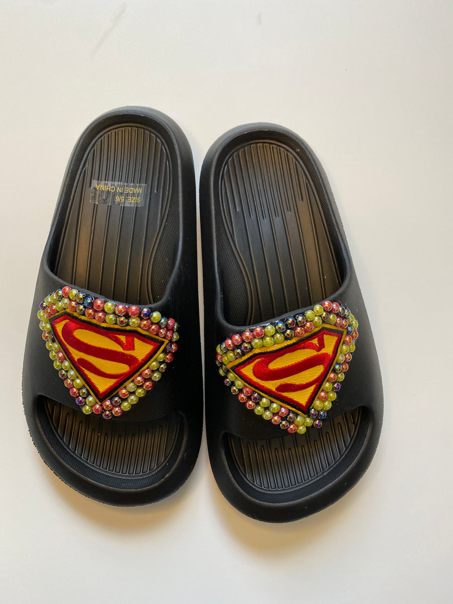 Hero Vibes Superman Slides – Twinslocedattwo
